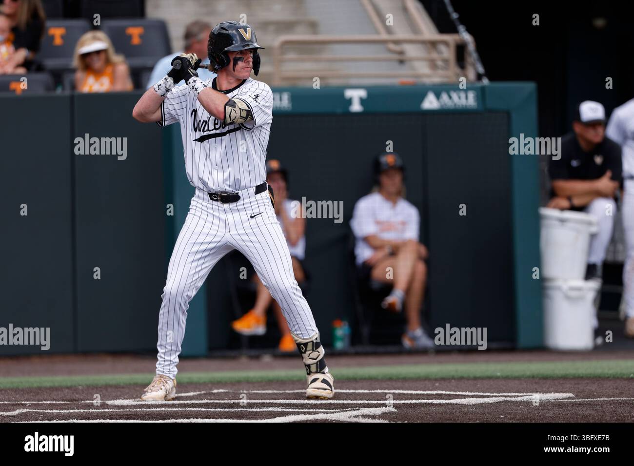 Vanderbilt Commodores third baseman Brodie Johnston (9) at bat against ...