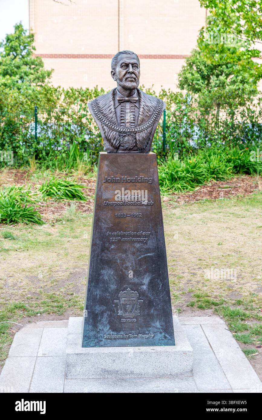 John Houlding sculpture outside the Anfield stadium of Liverpool ...