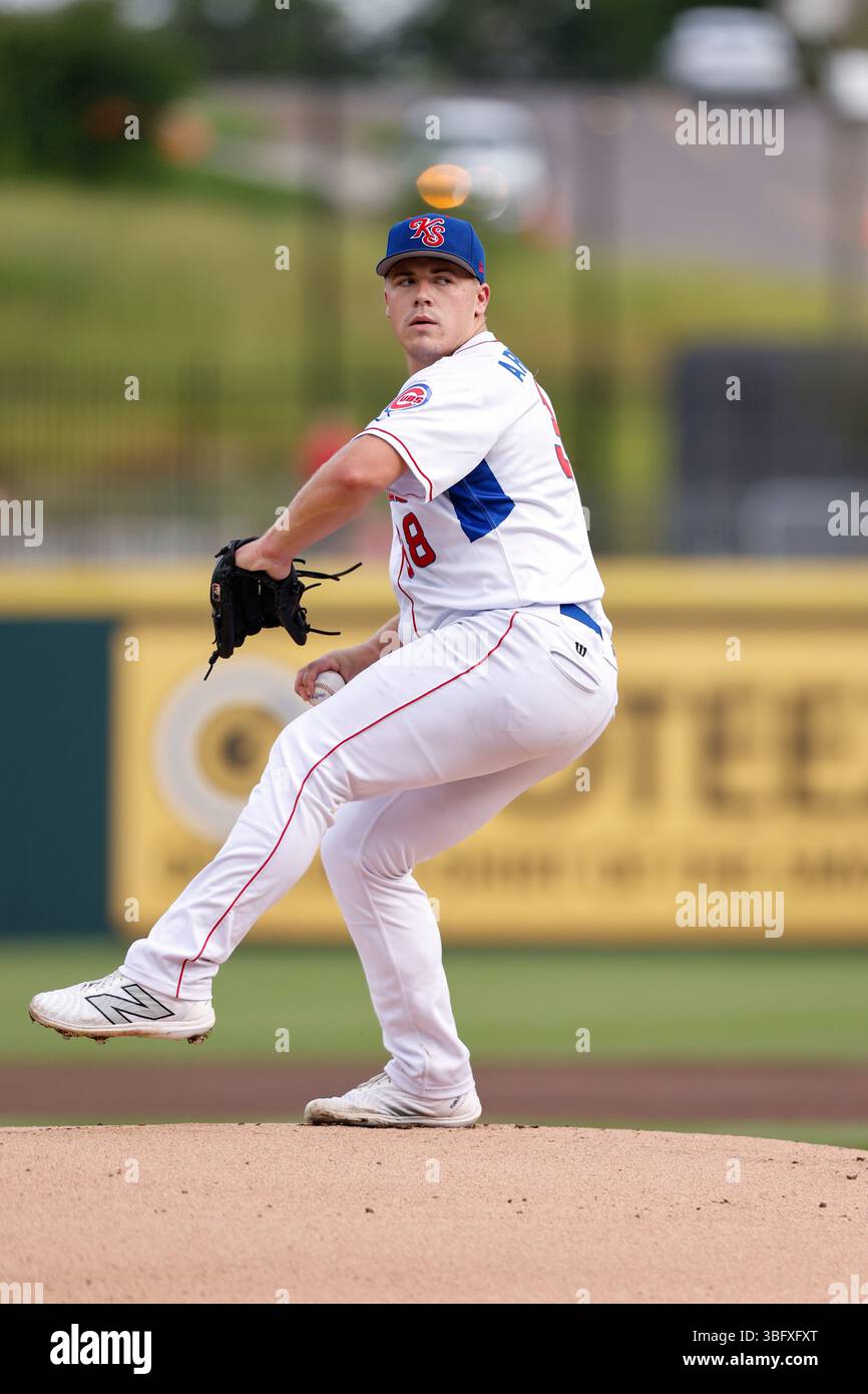 Knoxville Smokies starting pitcher Sam Armstrong (38) in action against ...