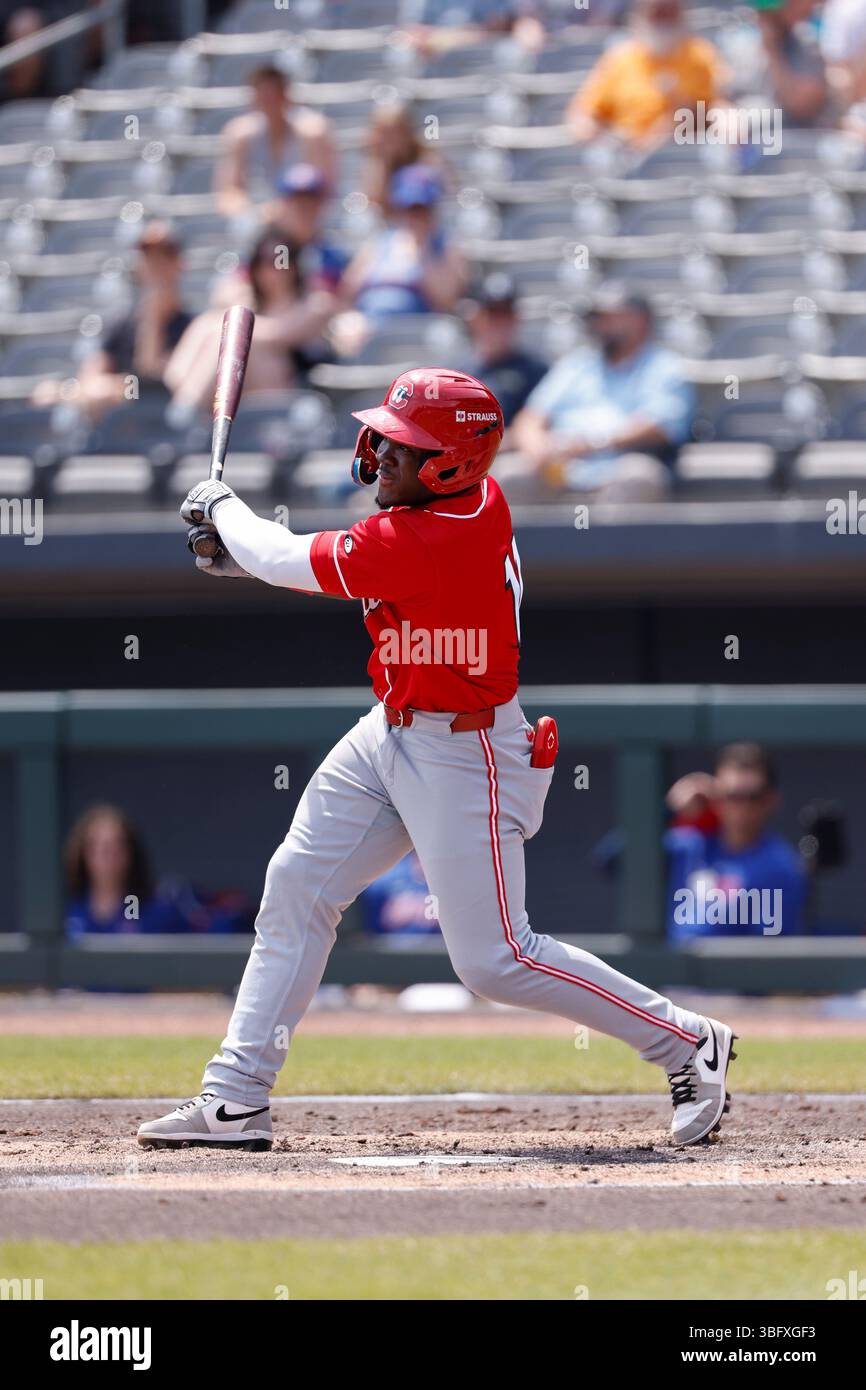 Chattanooga Lookouts right fielder Hector Rodríguez (11) at bat against ...