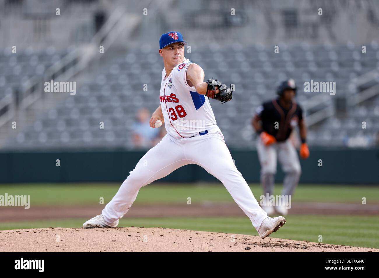 Knoxville Smokies starting pitcher Sam Armstrong (38) in action against ...