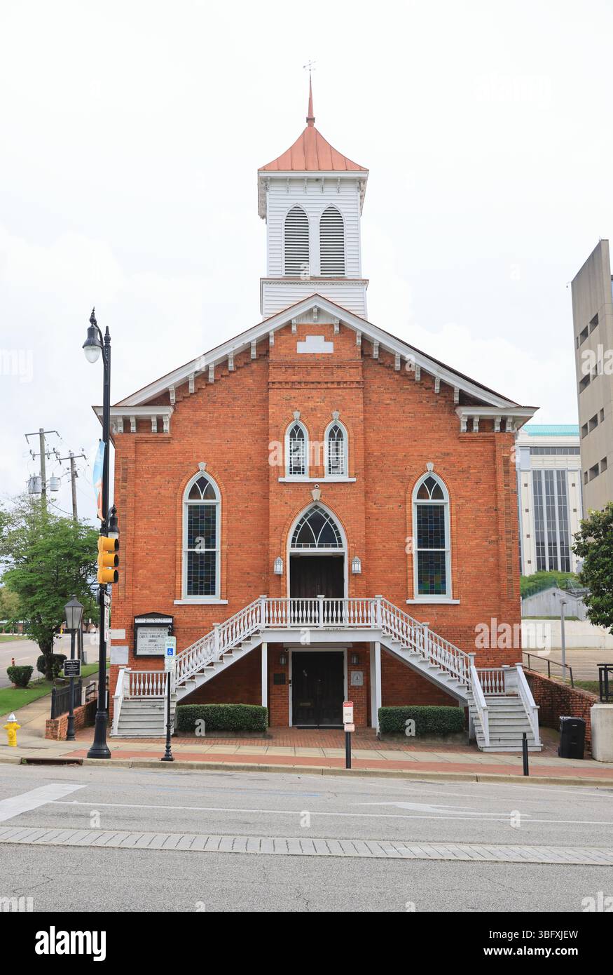 Dexter Avenue King Memorial Baptist Church where Martin Luther King was ...