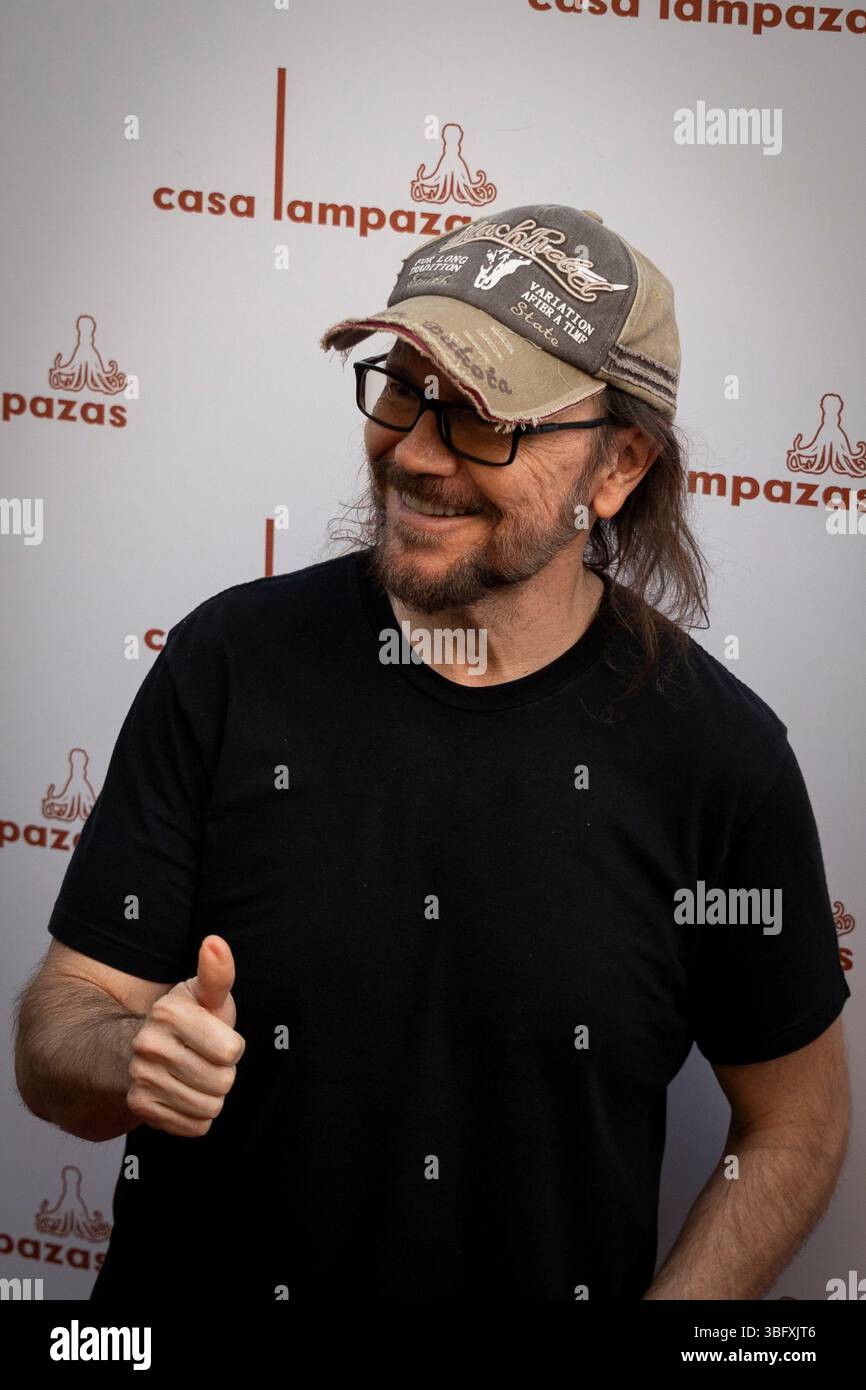 Santiago Segura attends to Inauguration of Sergi Barjuan's new ...