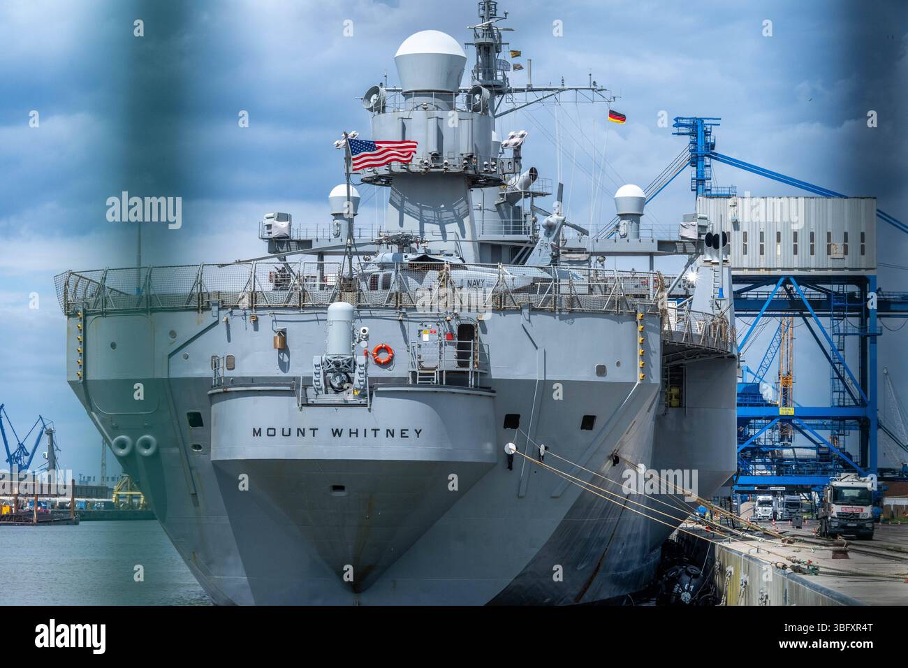 DEUNato Baltops Manöver Blick auf das Kommandoschiff für amphibische ...