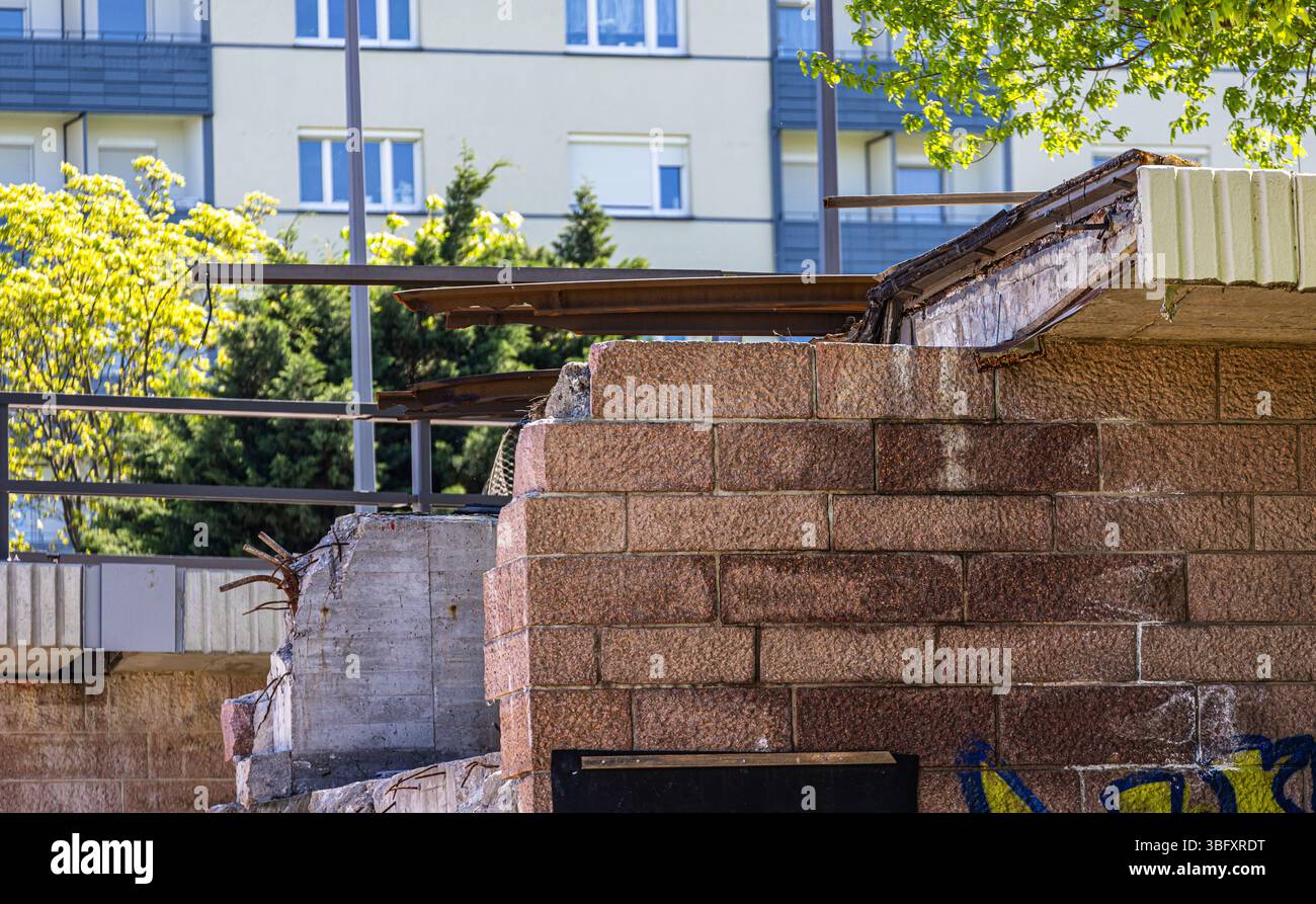 Dresden, Germany, 26th Apr 2025: Demolition site of the collapsed ...