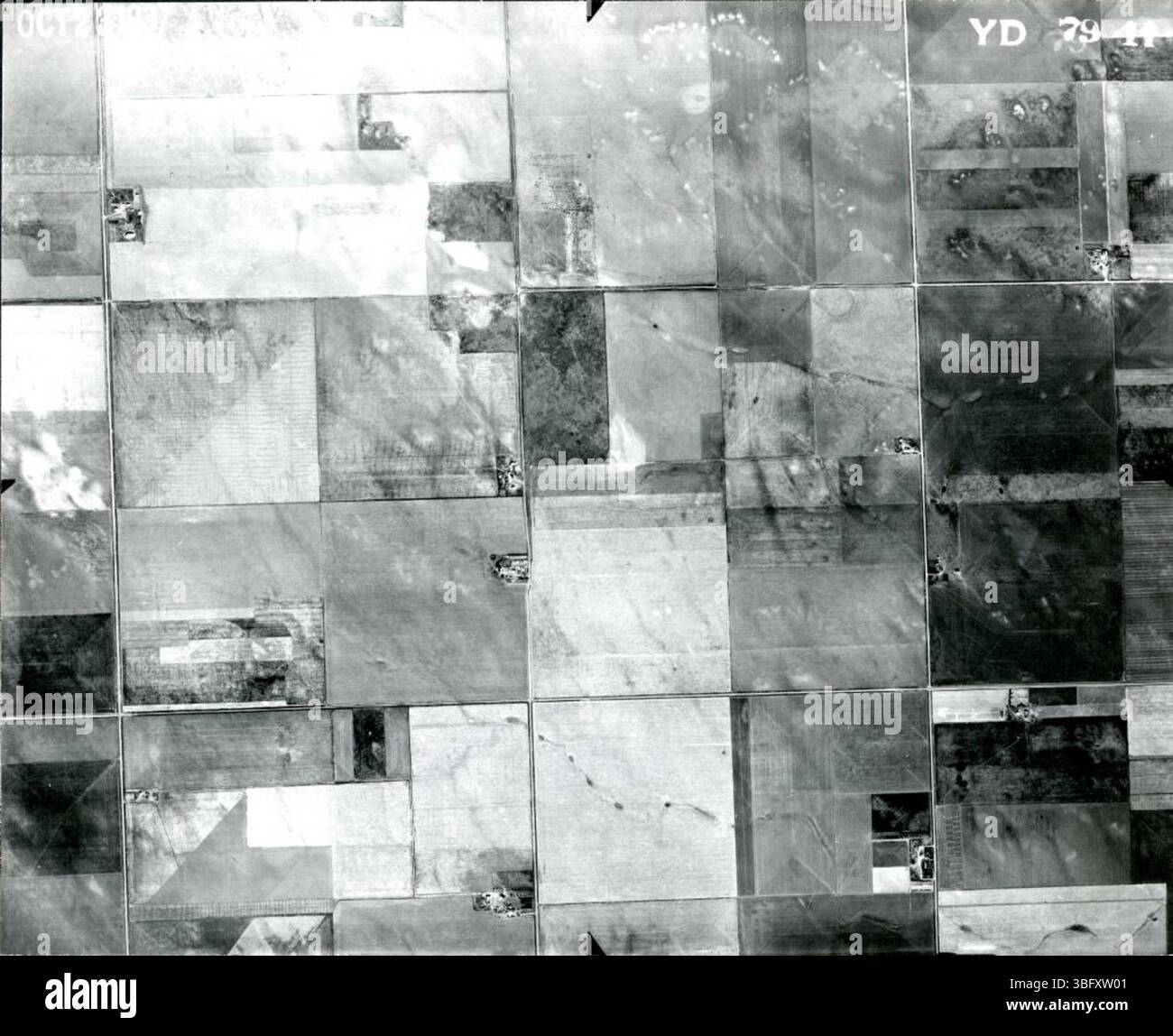 YD 79-11 is a geographical file with a 1:20,000 scale map. It lacks ...