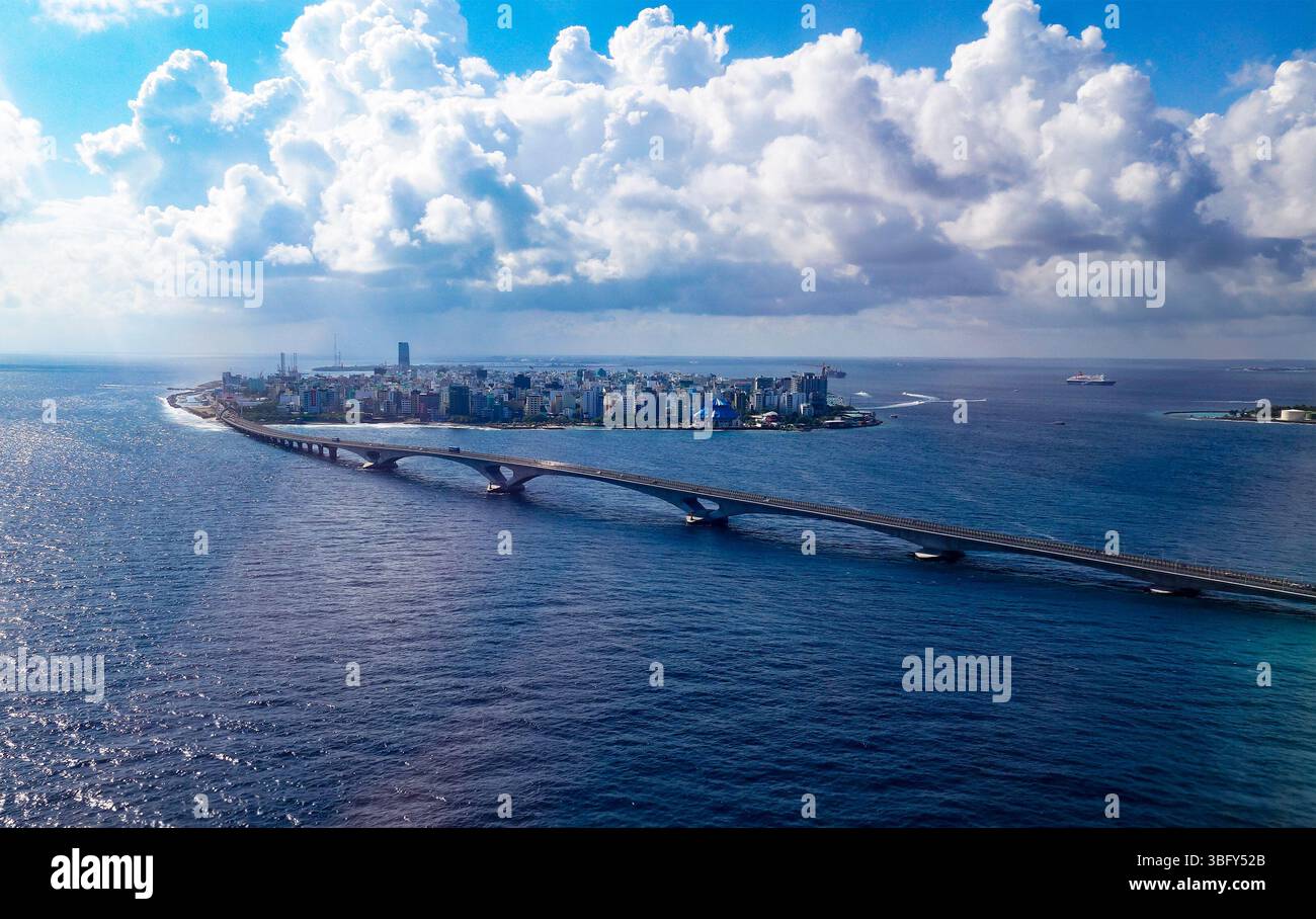 Malé city aerial hi-res stock photography and images - Alamy