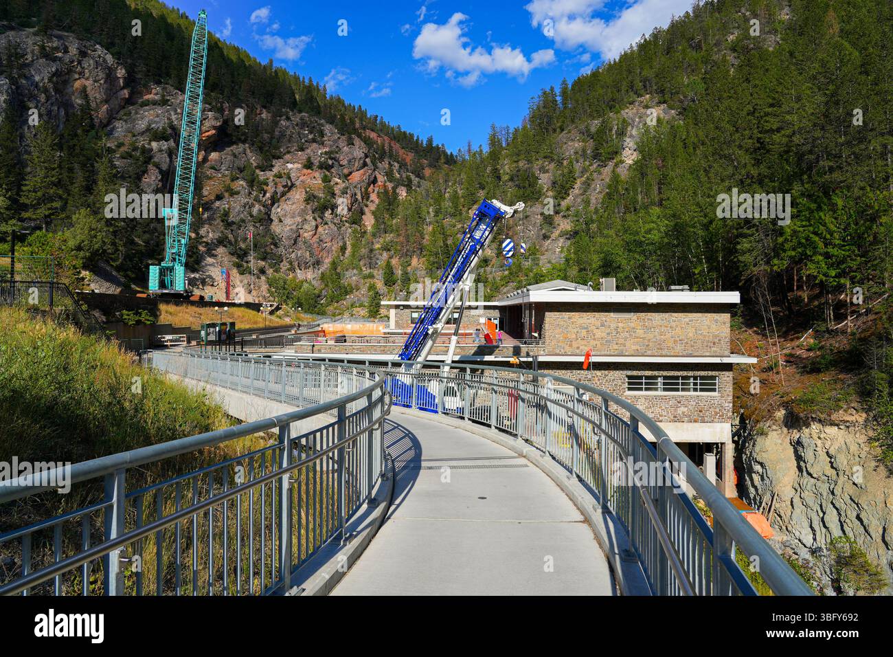 Entrance radium hot springs hi-res stock photography and images - Alamy