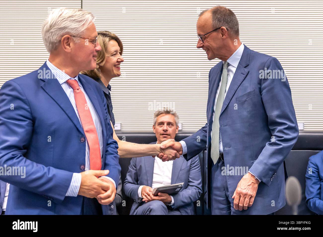 Fraktionssitzung CDU/CSU Friedrich Merz CDU, Fraktionsvorsitzender, bei ...