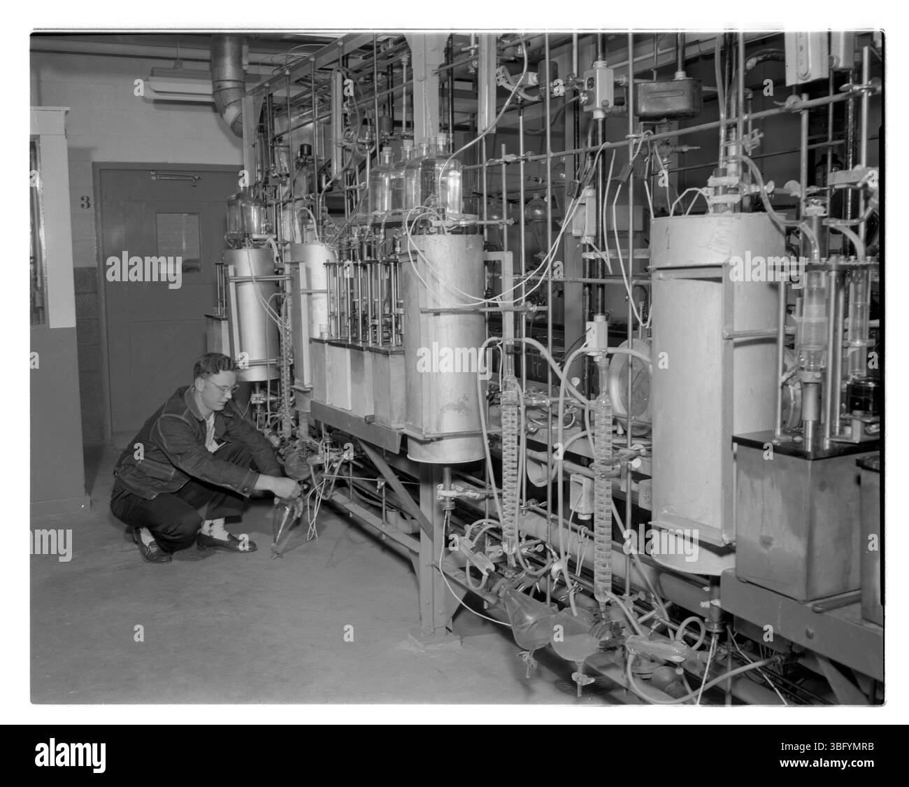 Production laboratory Black and White Stock Photos & Images - Alamy