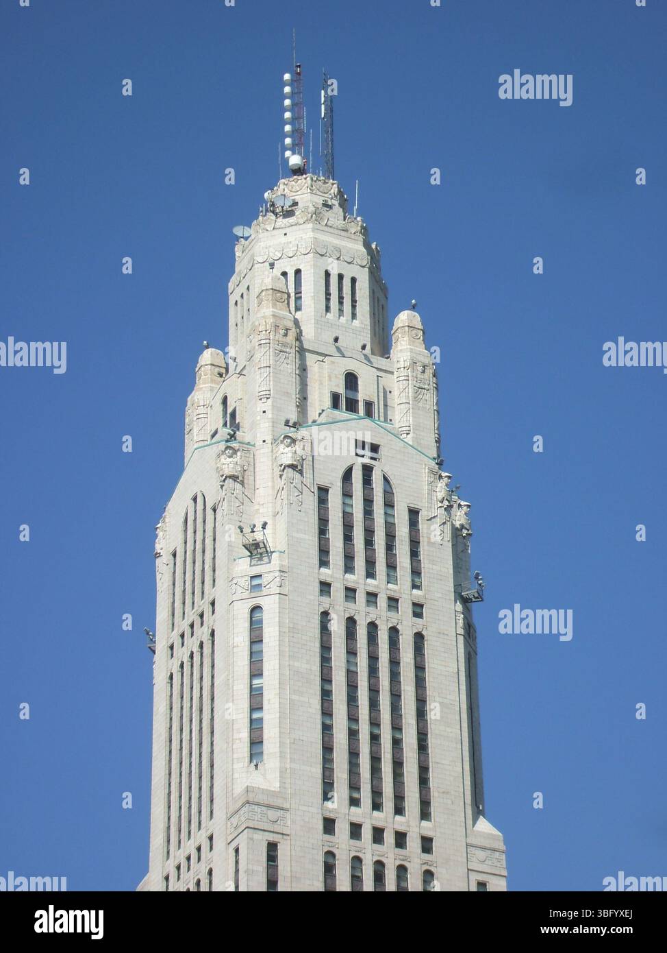 Photographs of LeVeque Tower, Columbus, Ohio, taken on March 31, 2012 ...