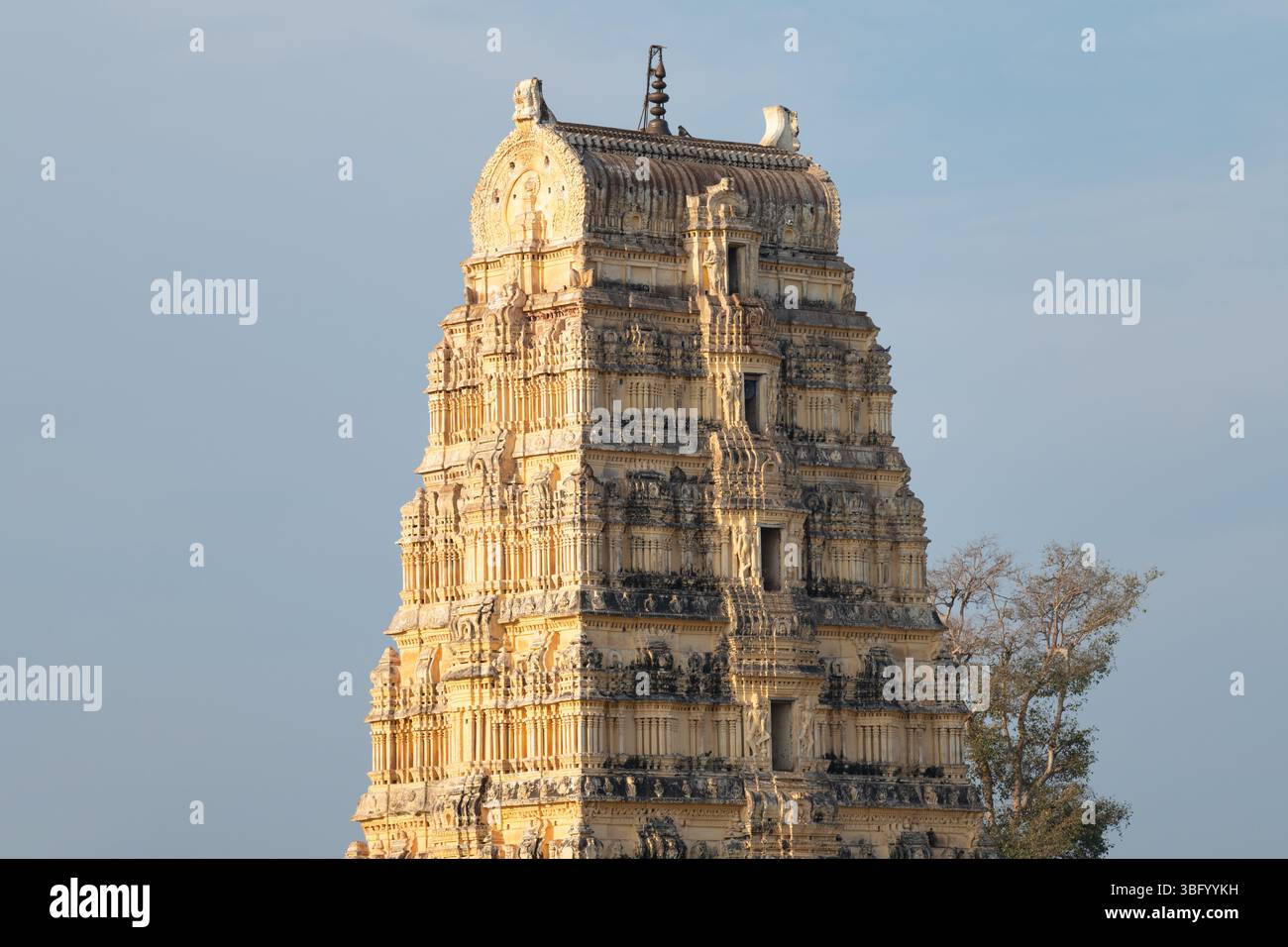 Ancient vijayanagara empire civilization hi-res stock photography and ...
