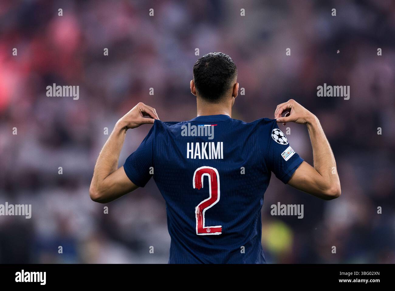Achraf Hakimi of Paris Saint-Germain celebrates after scoring the ...