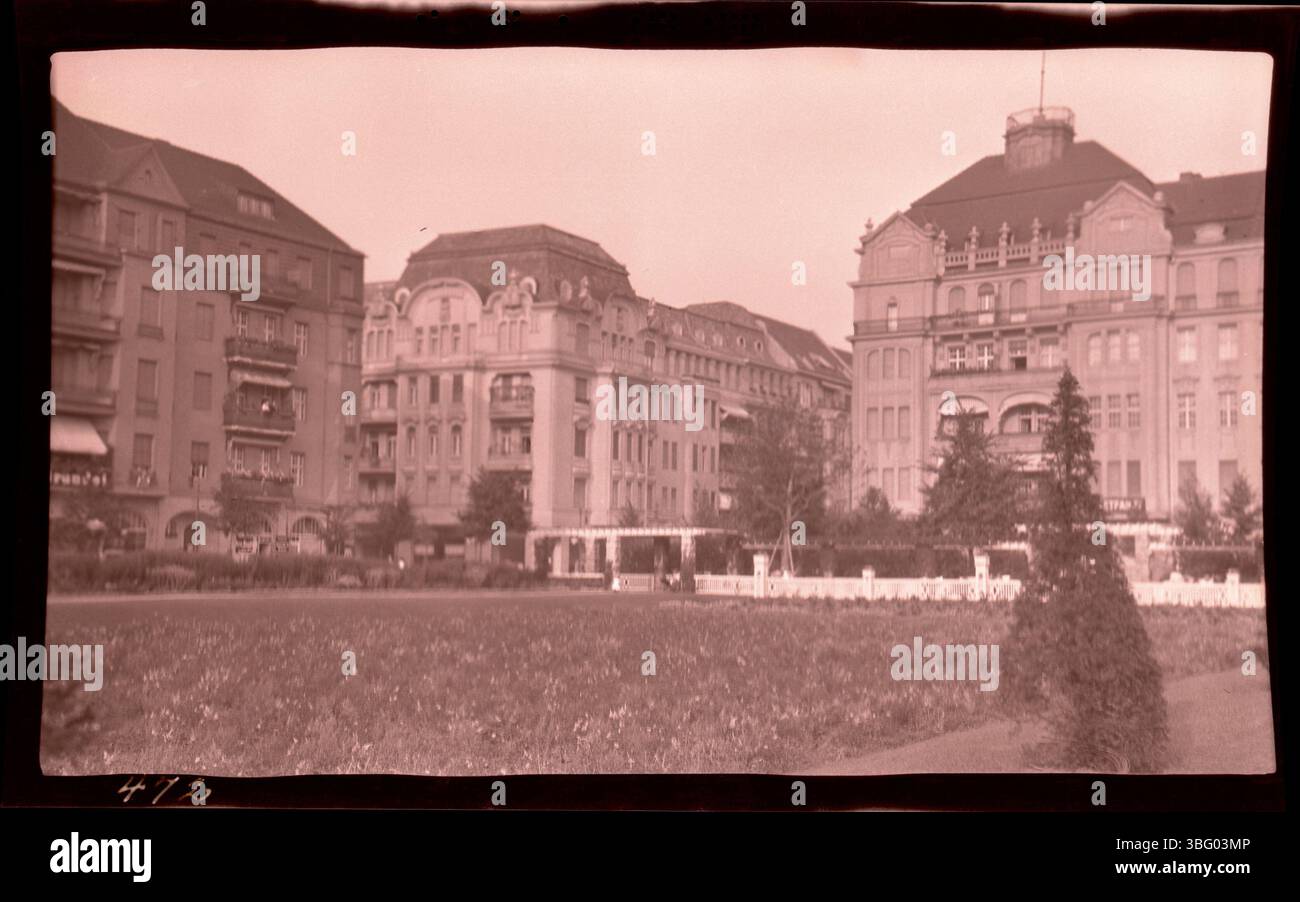 This 1913 image shows multi-story apartment buildings in Berlin ...
