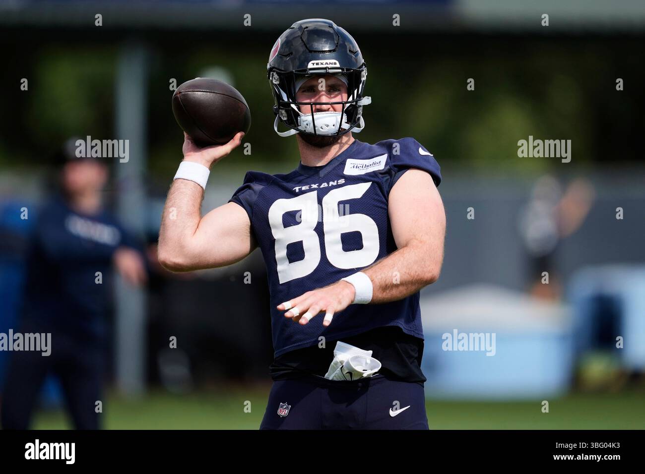 Houston Texans tight end Dalton Schultz works out during NFL football ...
