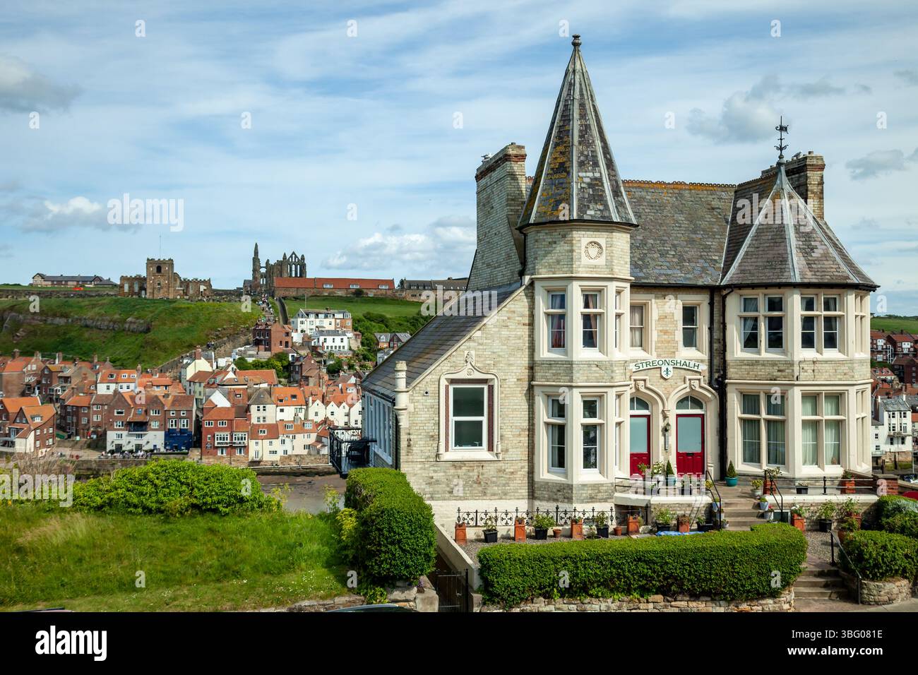 Streonshalh hi-res stock photography and images - Alamy