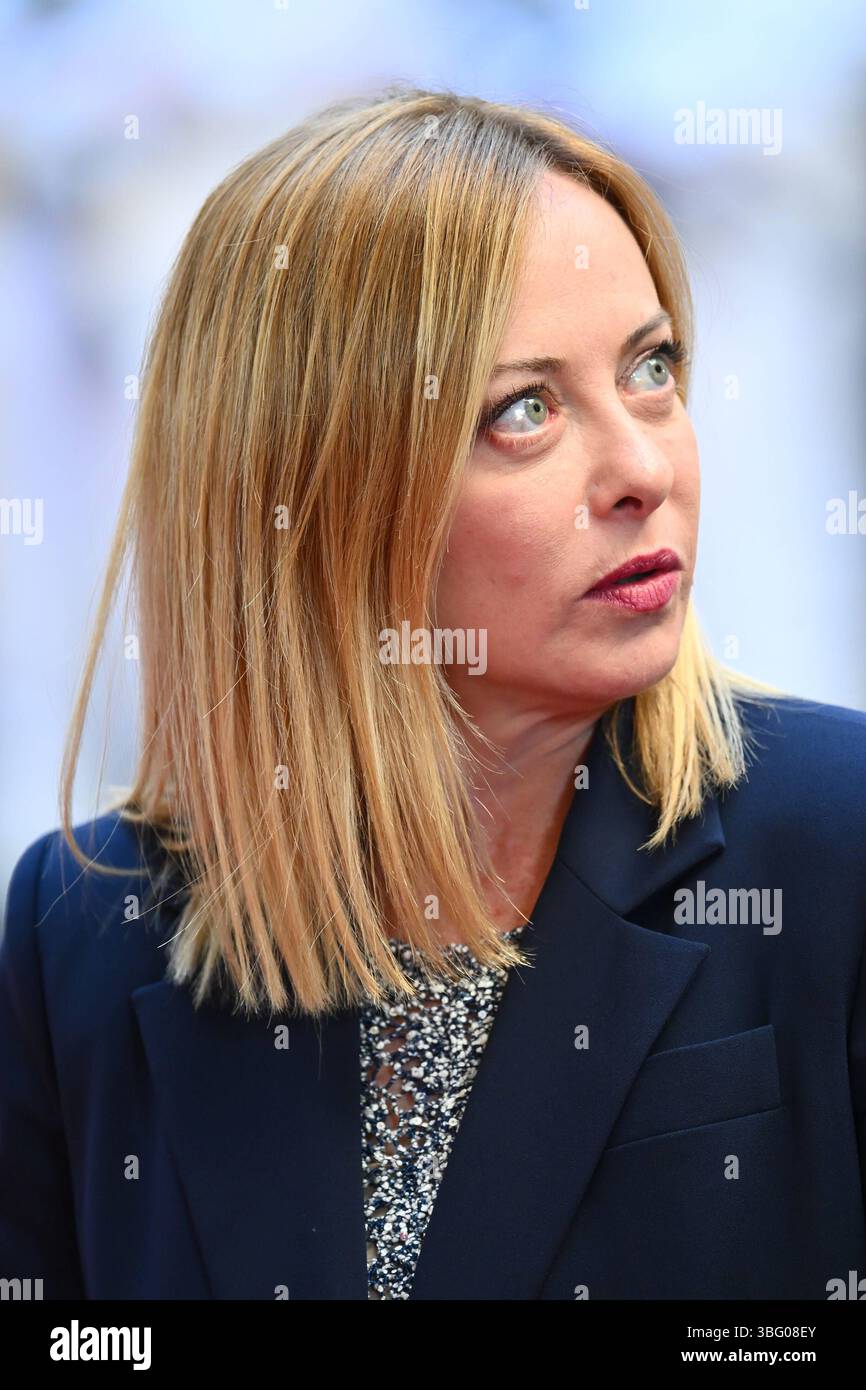 News - Giorgia Meloni meeting with the President of the French Republic ...