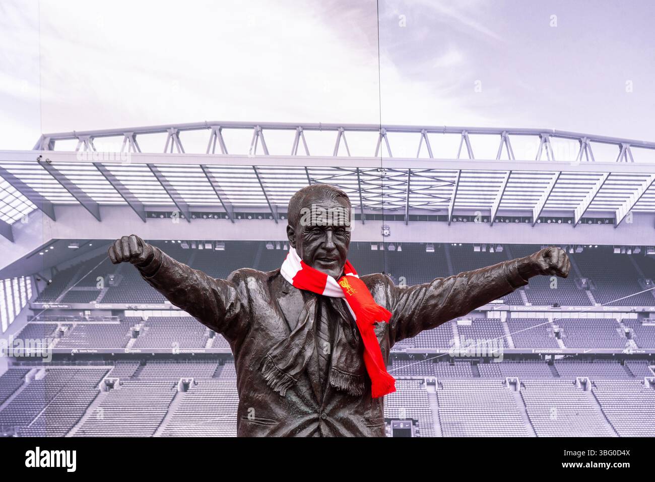 Bill Shankly statue at Anfield, football stadium of Liverpool Football ...