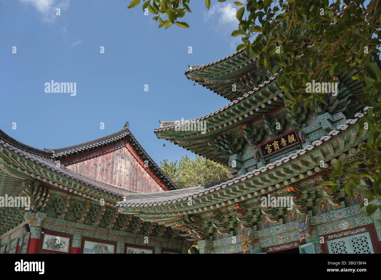 Haeundae Haeunjeongsa temple in Busan, Korea Stock Photo - Alamy