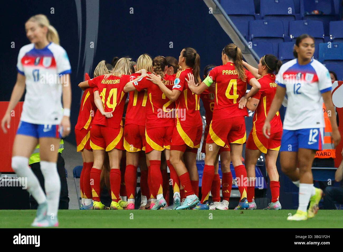 Spain players celebrate after Spain's Claudia Pina scored her side's ...