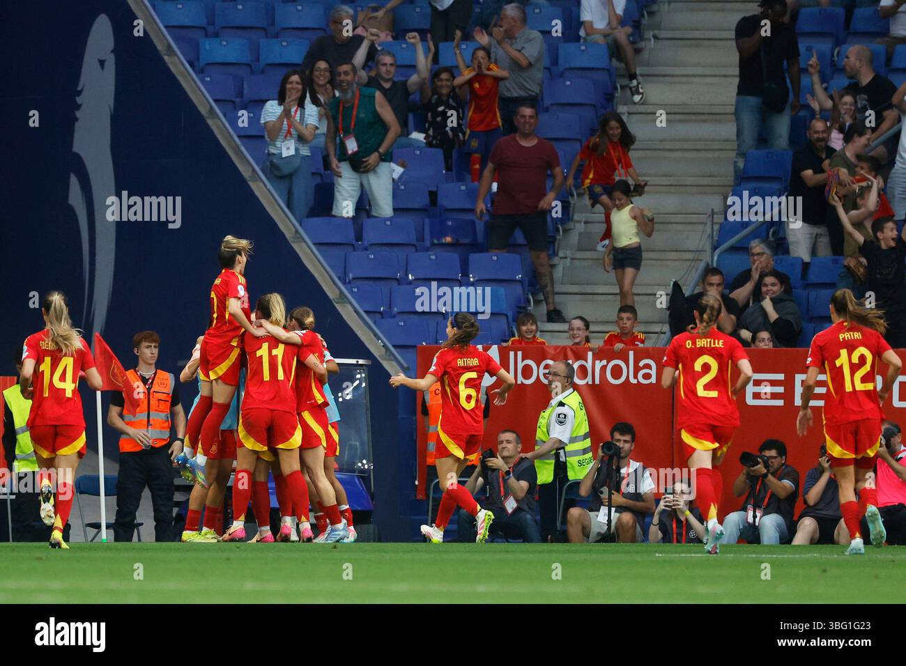 Spain players celebrate after Spain's Claudia Pina scored her side's ...
