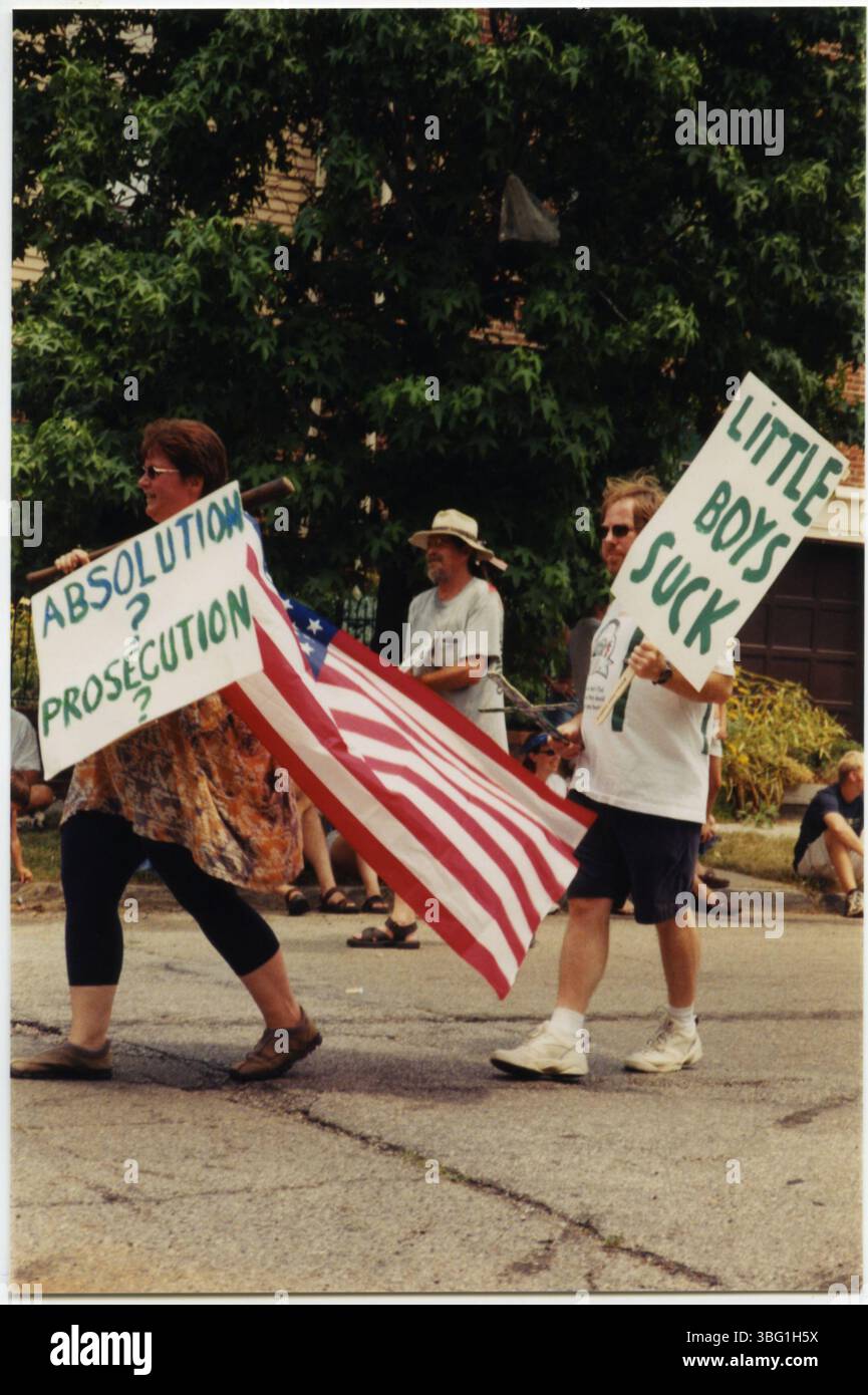 The 2002 Doo Dah Parade continued its tradition on July 4, 2002 ...