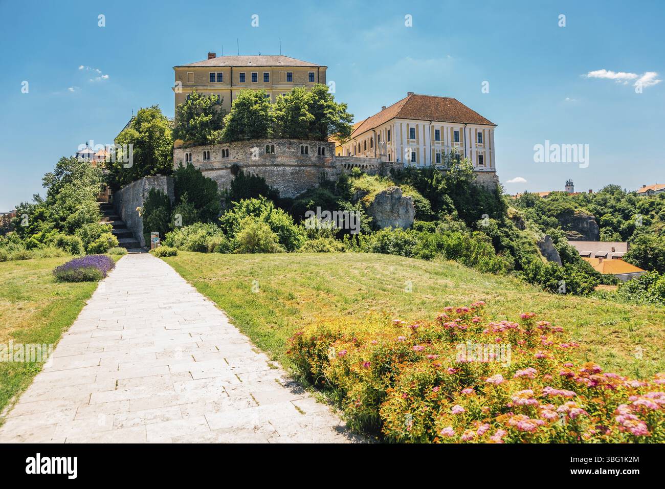 St benedict hill hi-res stock photography and images - Alamy