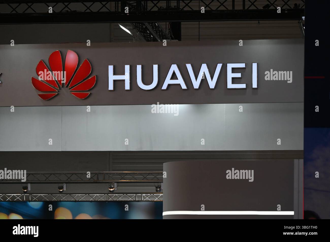 Logo und Schriftzug des chinesischen Telekommunikationsausrüster und ...