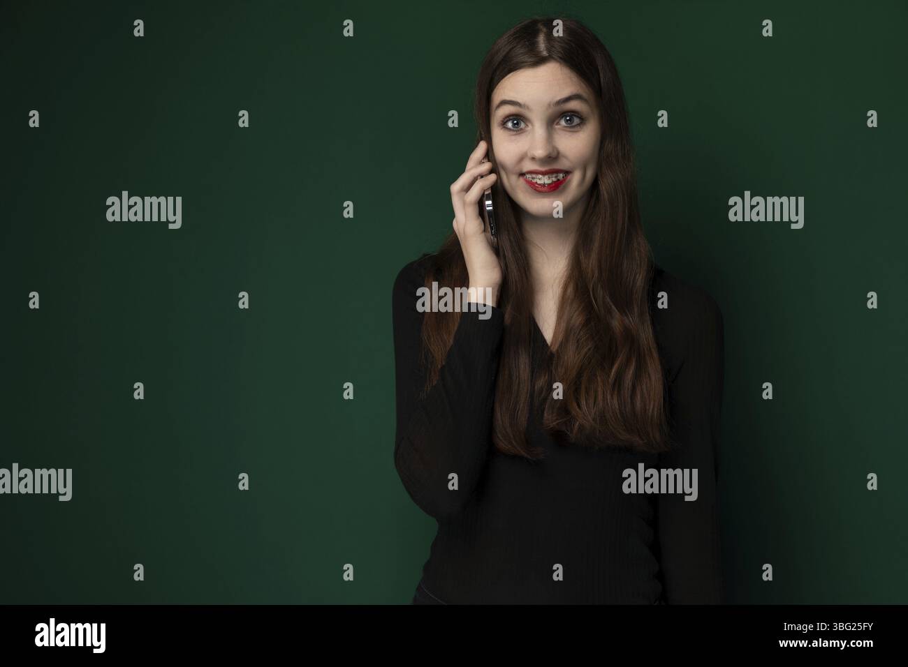 Woman actively engaged in conversation hi-res stock photography and images - Alamy