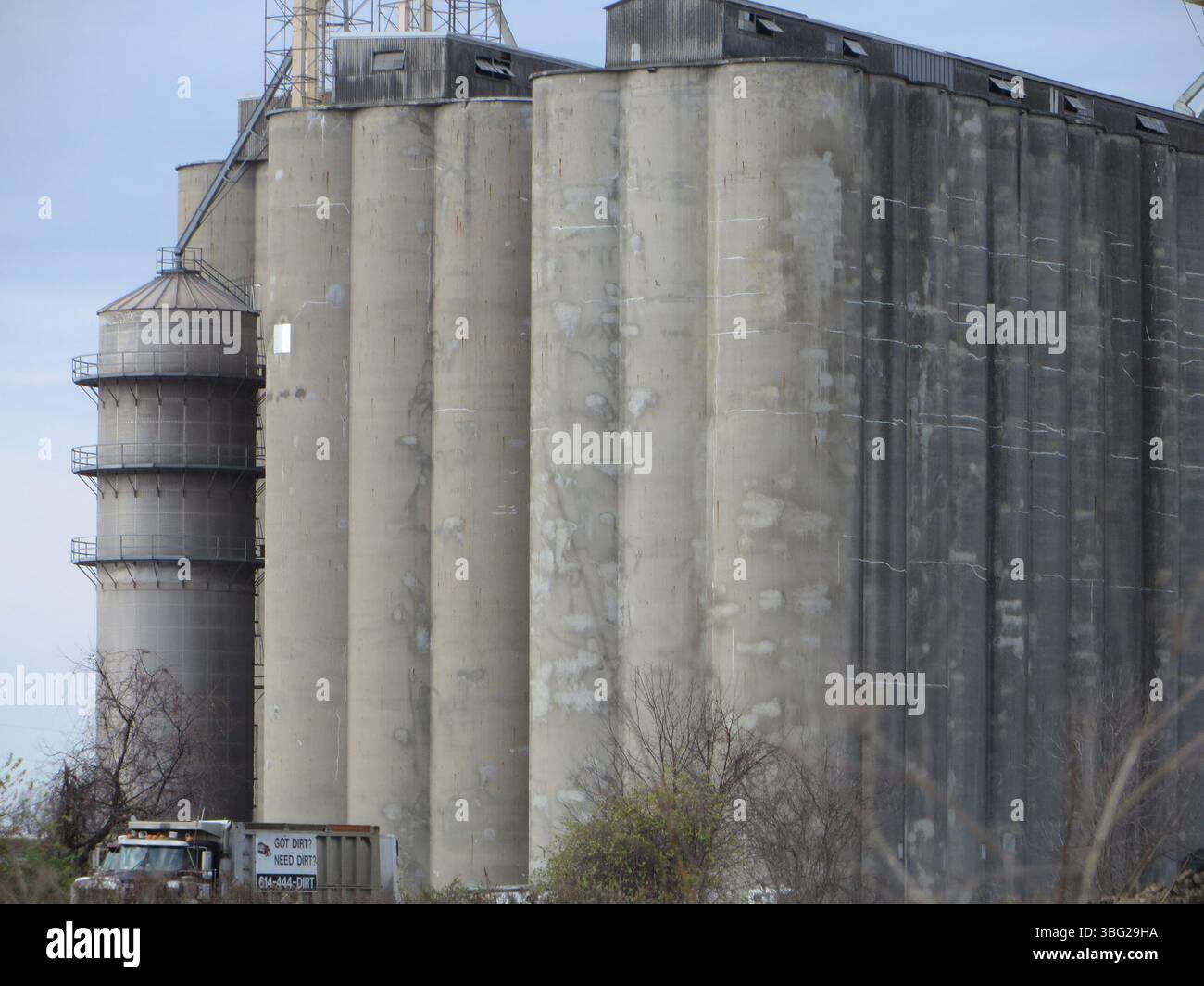 5 elevators hi-res stock photography and images - Alamy