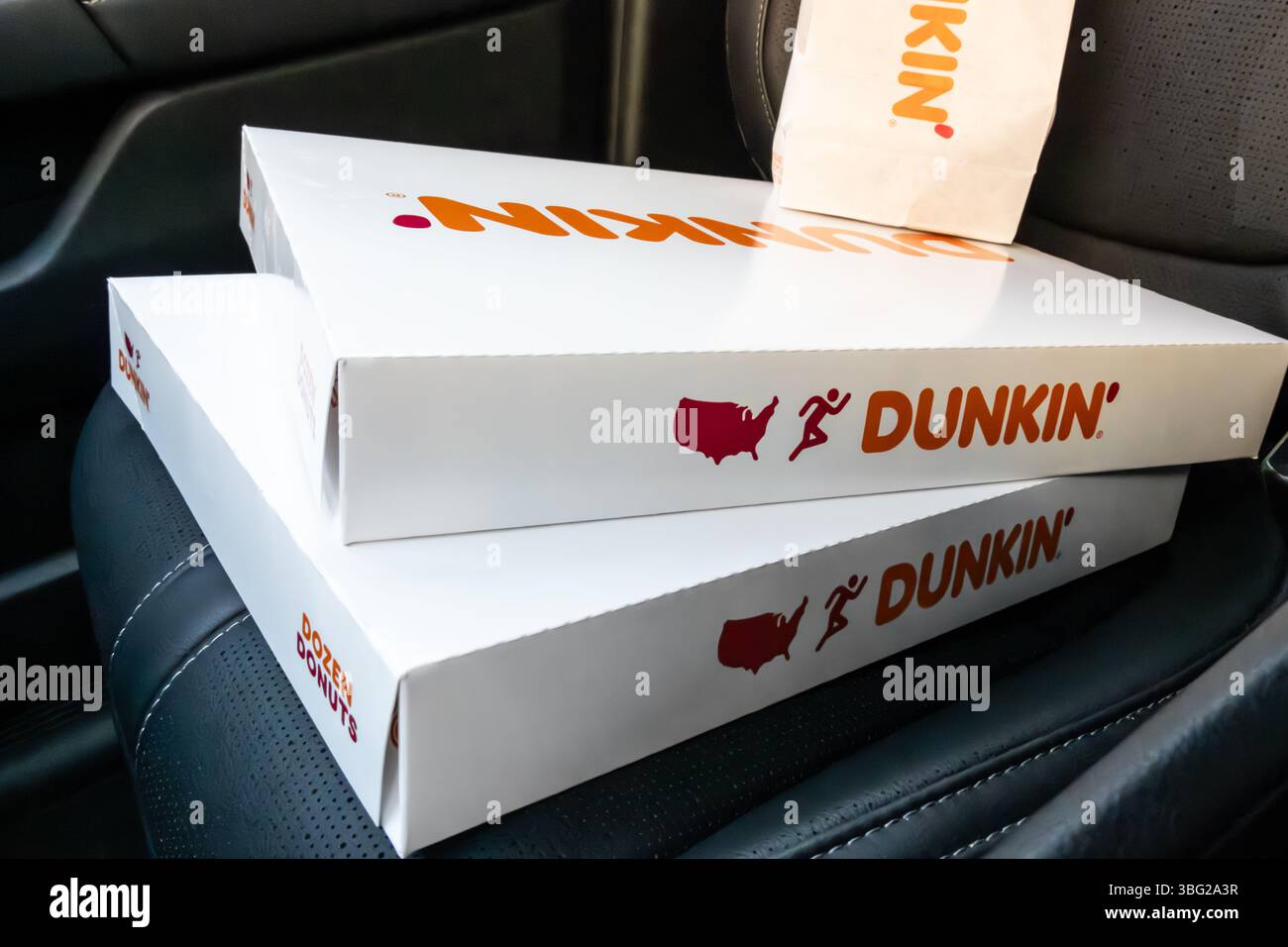 Passenger seat takeout order hi-res stock photography and images - Alamy