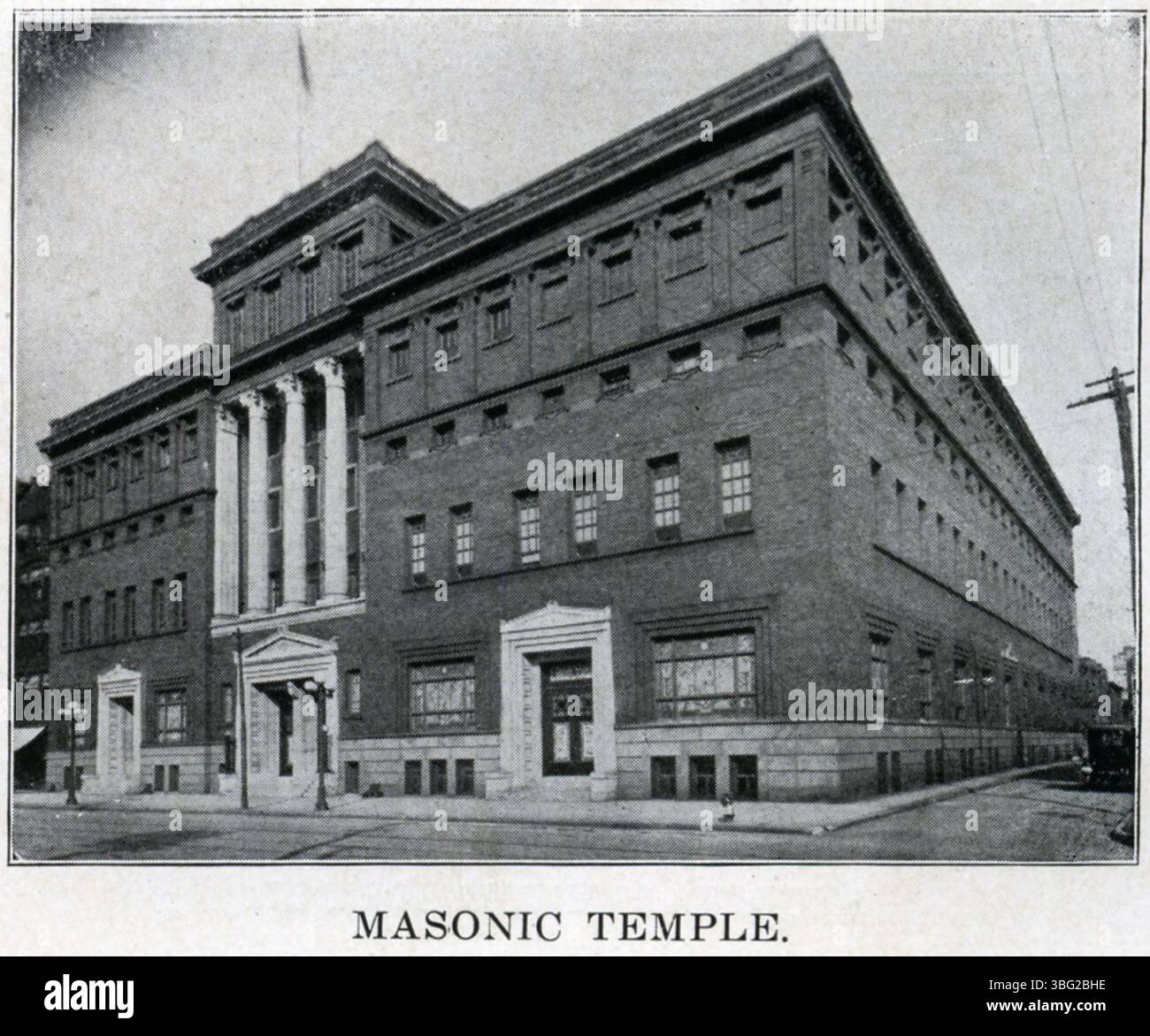 Photograph of the Masonic Temple in Columbus, with construction ...
