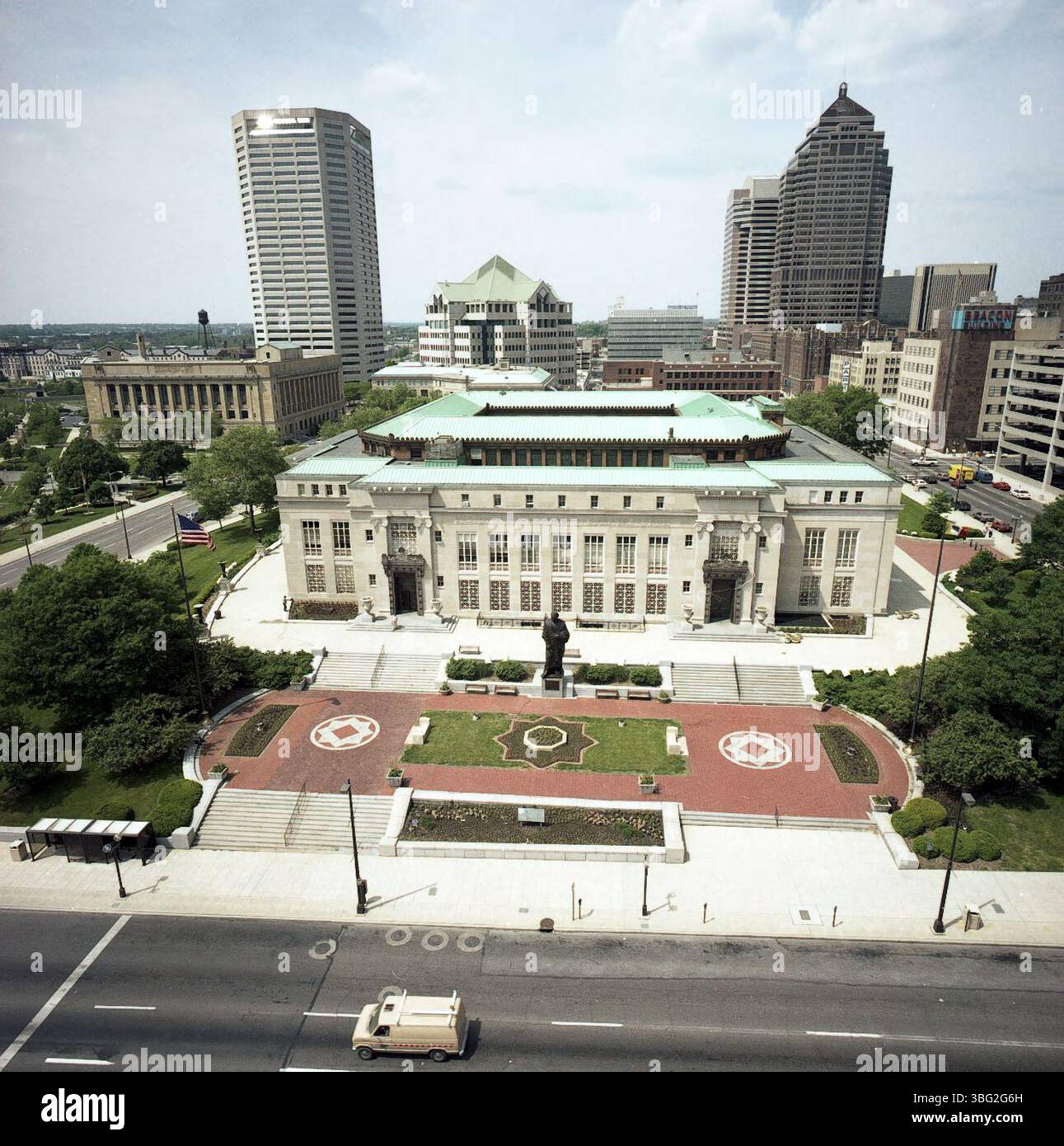 This 1993 photo shows Columbus City Hall, with the statue of ...