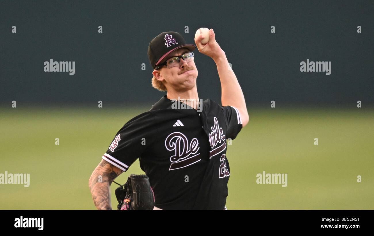 Arizona St. pitcher Ben Jacobs (22) during an NCAA regional baseball ...