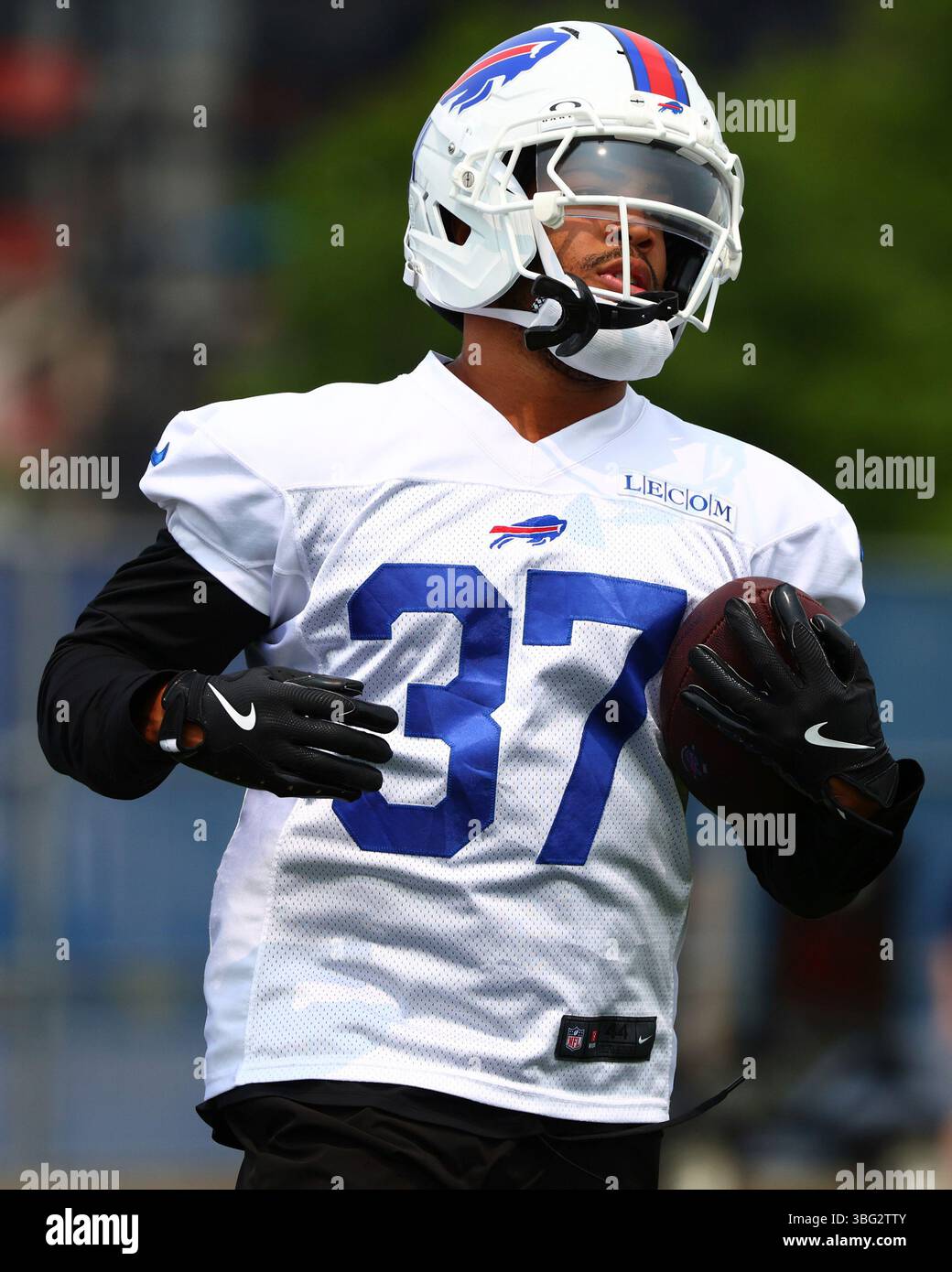 Buffalo Bills defensive back Jordan Hancock (37) runs a drill during ...