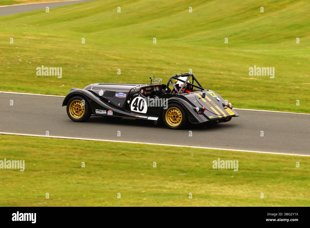 CLASSIC CAR CLUB RACING CADWELL PARK Stock Photo - Alamy