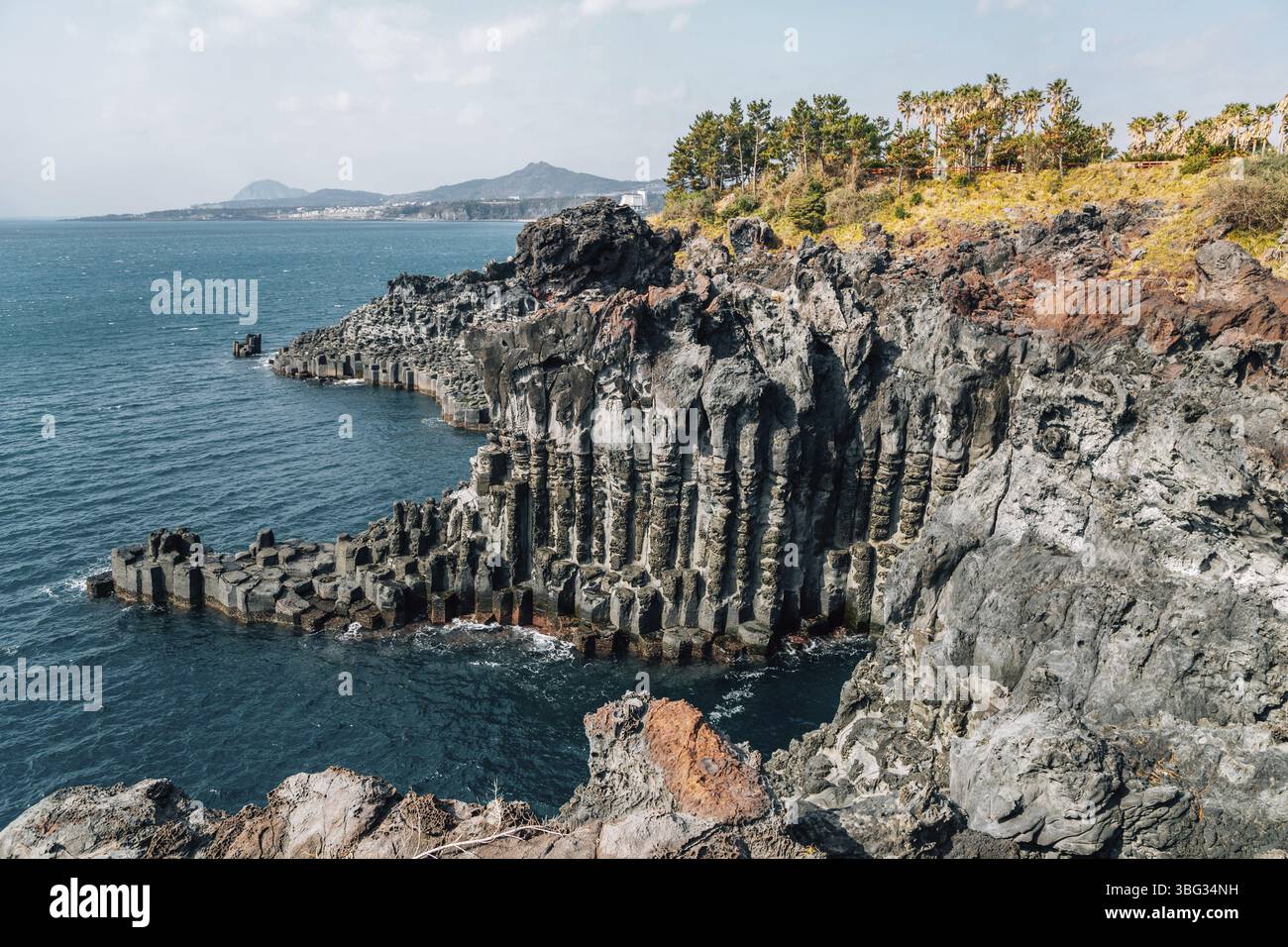 Daepo Jusangjeolli Cliff Columnar Joints and sea in Jeju Island, Korea ...