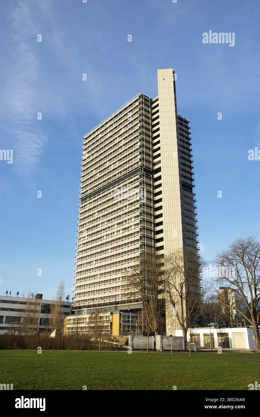UN high-rise building Langer Eugen in Bonn, Germany, Europe Stock Photo ...