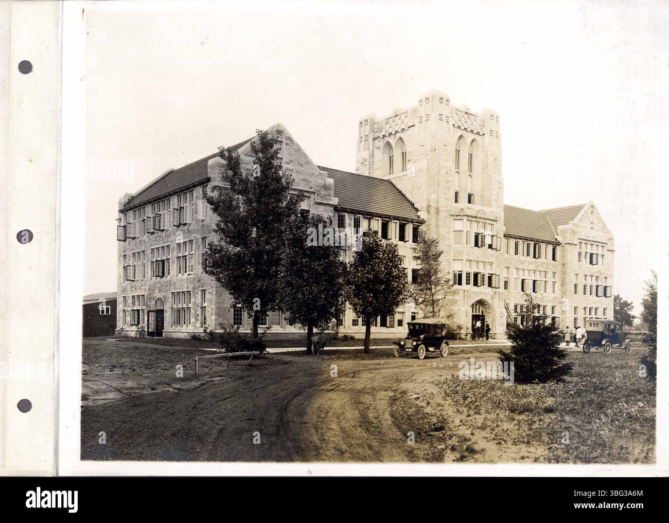 This page from the 1924 binder contains photographs of Indiana ...
