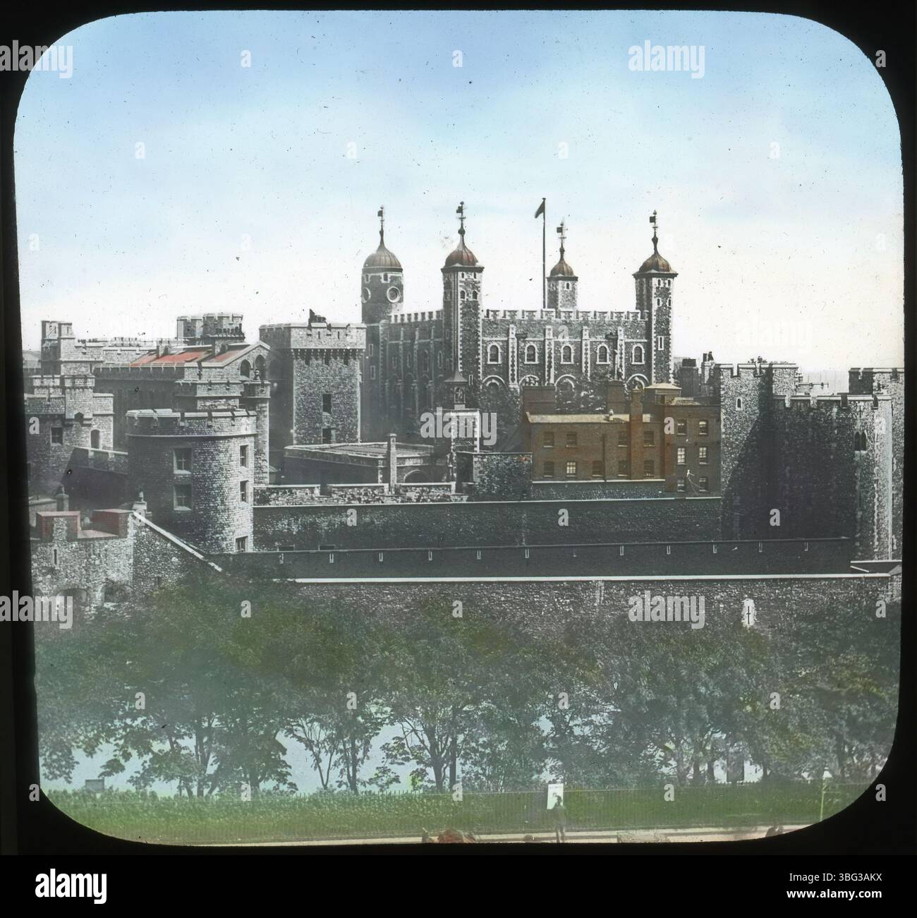 A 1913 aerial view of the Tower of London, including its 13-acre ...