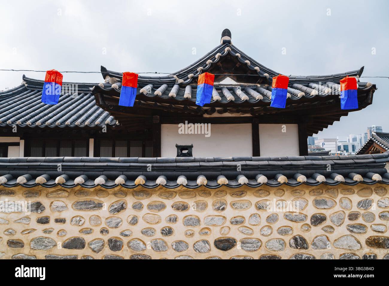 Korean traditional house Hanok in Seoul, Korea Stock Photo - Alamy
