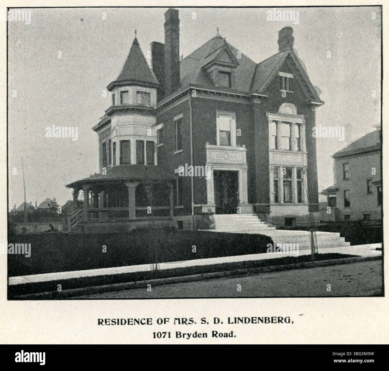 This 1900 photograph shows the home of Susan D. Lindenberg, widow of ...