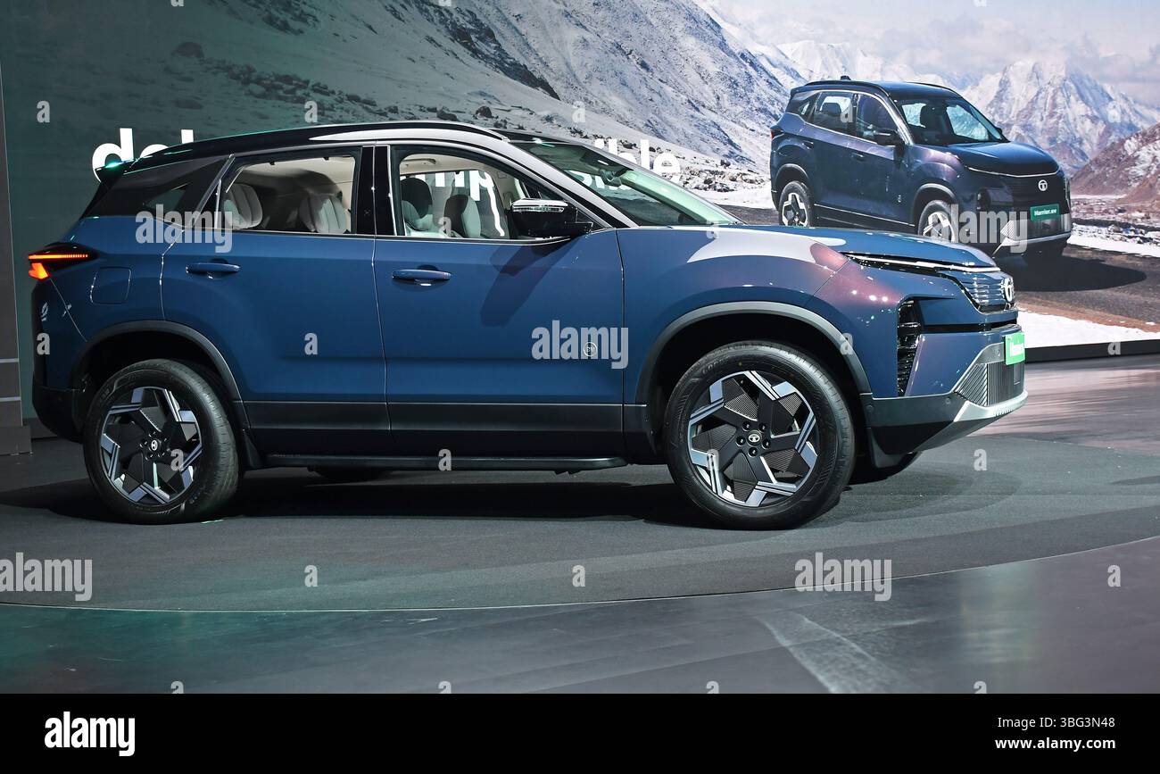 Mumbai, India. 03rd June, 2025. A Nainital Nocturne colour Harrier EV ...