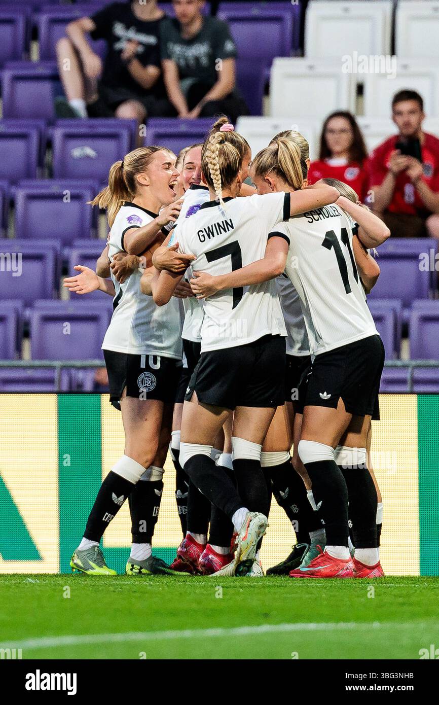Jubel zum 0:1 durch Sydney Lohmann (Deutschland, 8) UEFA Women?s Nations League: ?sterreich ...