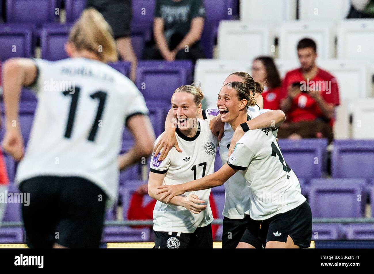 Jubel zum 0:1 durch Sydney Lohmann (Deutschland, 8) UEFA Women?s Nations League: ?sterreich ...