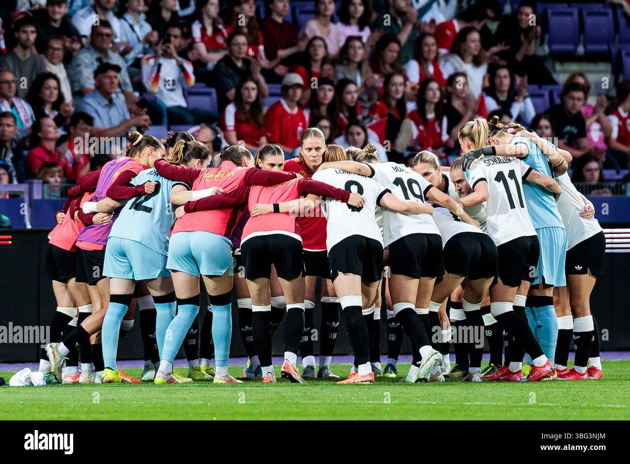 Teamkreis Deutschland UEFA Women?s Nations League: ?sterreich - Deutschland; Wien, Franz-Horr ...