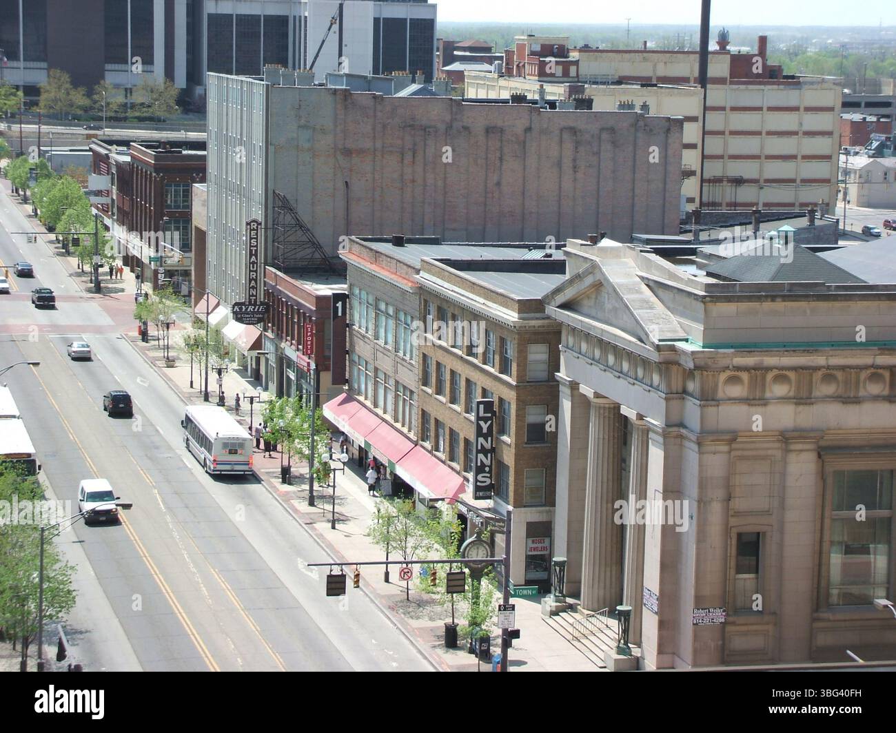 Aerial photographs from 2008 show South High Street in Columbus, Ohio ...