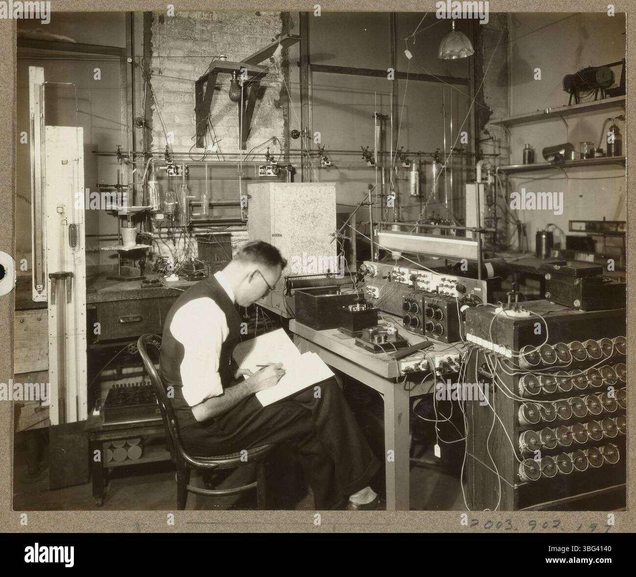 This apparatus, used at the U.S. Department of Agriculture's Fixed ...