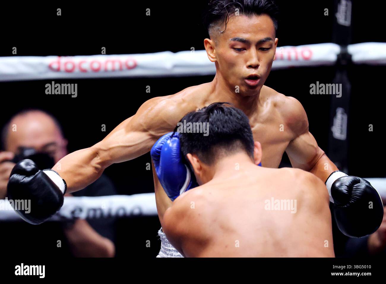 Kanagawa, Japan. 28th May, 2025. Yoshiki Takei (JPN) Boxing : WBO world ...