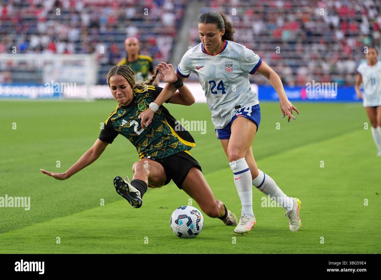 Jamaica's Solai Washington and United States' Kerry Abello (24) battle ...
